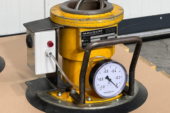 VacuLift - VAC 0/03 Load moving system used | Mach4Metal