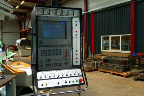 TNC 430 in 5 X/Y/Z/B/C Portal milling machine used | Mach4Metal