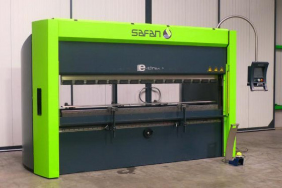 SAFAN - Safan E Brake Ara TS1 TOUCH SCREEN Pressbrake used | Mach4Metal