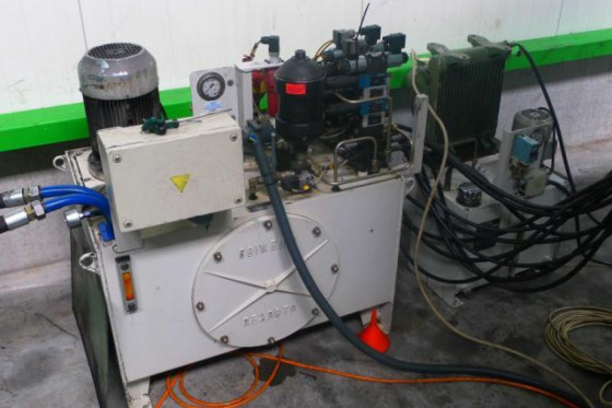 TNC 430 in 5 Axis X/Y/Z/C/B Other metal cutting used | Mach4Metal