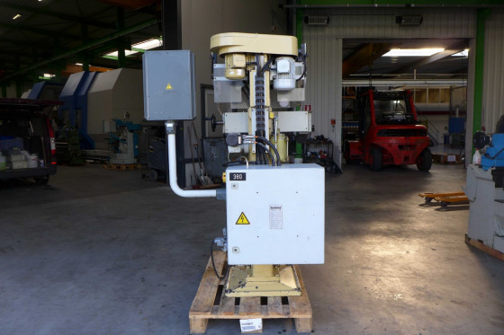 ZSM 5100 - 815 Tool grinding machine used | Mach4Metal