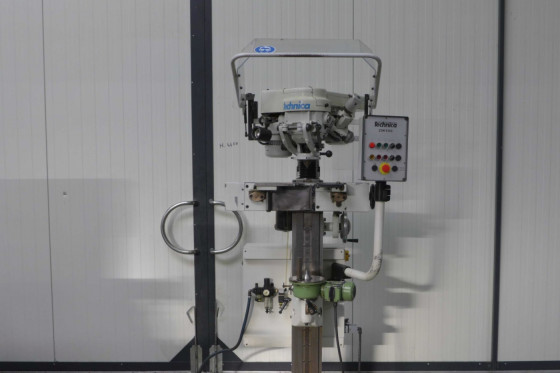 ZSM 5100 - 810 Tool grinding machine used | Mach4Metal