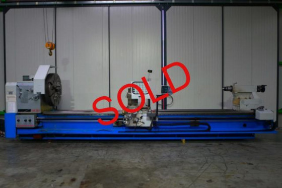 Conventionel turning lathe Centre lathe used | Mach4Metal