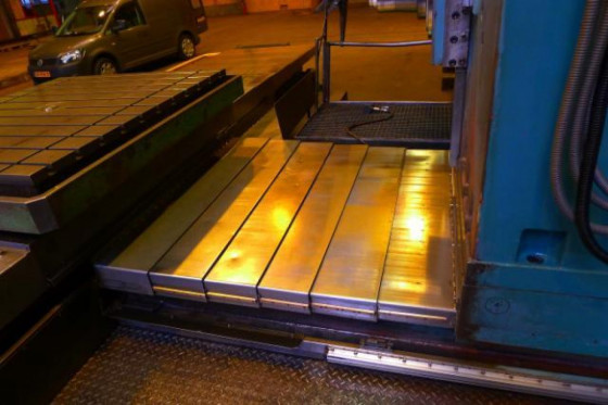 TOS - Tos whn 13.8 C with heidenhain bohrwerk borer CNC boring machine ...