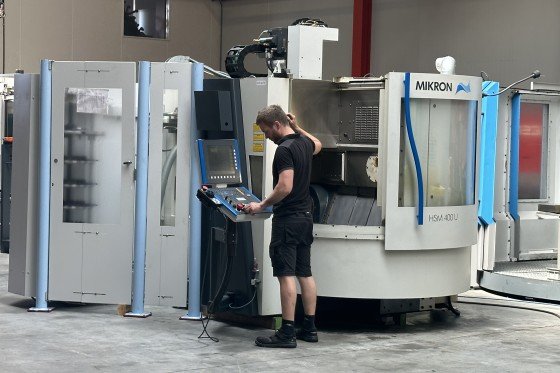 MIKRON - HSM 400 U 5-axis CNC machine (VMC) used | Mach4Metal