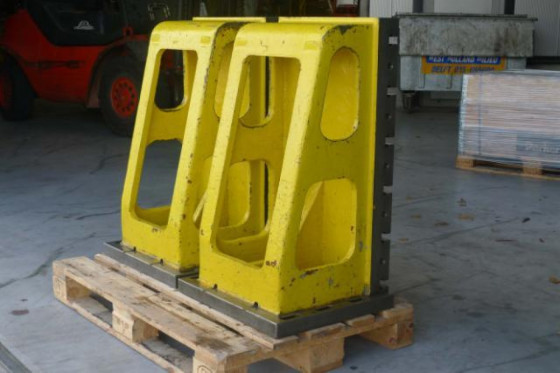 Cast iron angle plates Angles plate used | Mach4Metal