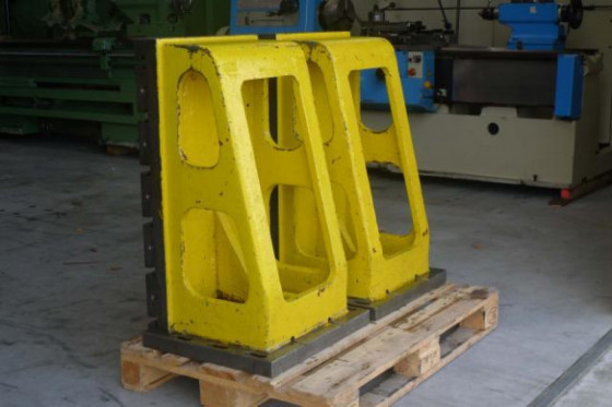 Cast iron angle plates Angles plate used | Mach4Metal