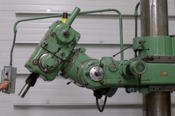 KOVOSVIT MAS - Transportable radial drilling machine kessel Radial arm ...