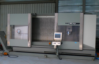 DMF 300 Linear 3-axis CNC machine (VMC) used | Mach4Metal
