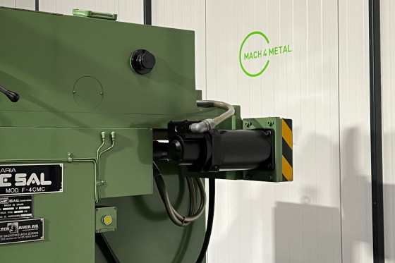 CME - F4 CMC Milling machine used | Mach4Metal