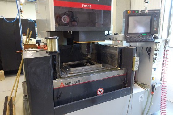 MITSUBISHI - FA10S EDM machine used | Mach4Metal