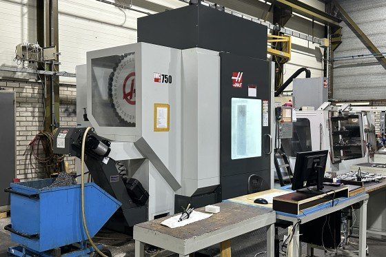 Haas - UMC-750 5-axis CNC machine (VMC) used | Mach4Metal