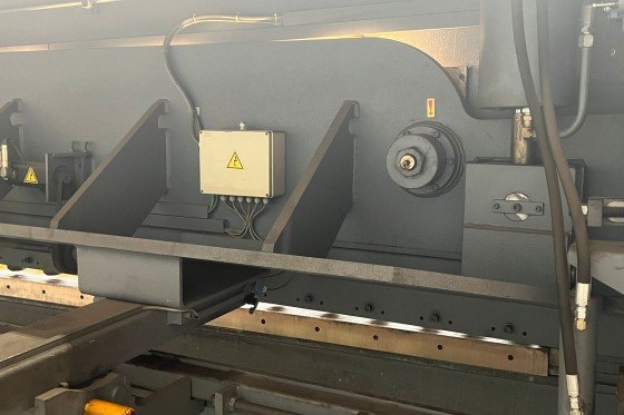 HACO - HSLX 3013 Guillotine used | Mach4Metal