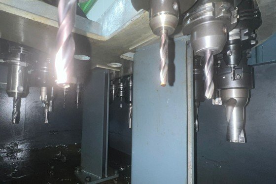 DMG MORI - DMF 260/7 5-axis CNC machine (VMC) used | Mach4Metal