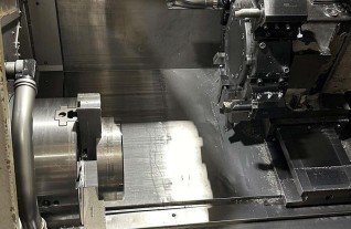 Okuma - LB 3000 EX CNC Lathe with c-axis used | Mach4Metal