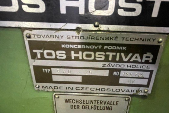 TOS Hostivar - BHU 25 Cylindrical grinder used | Mach4Metal