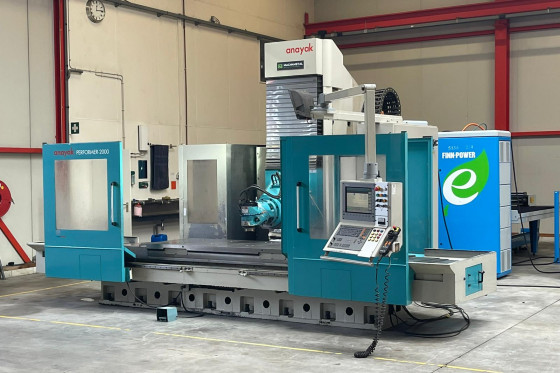 ANAYAK - PERFORMER 2000 Bed type milling machine used | Mach4Metal