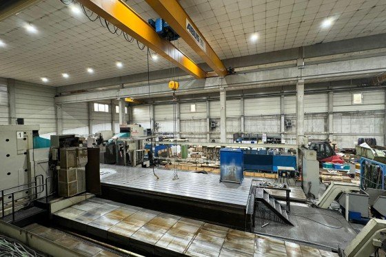 ANAYAK - HVM 11000 DUO Bed type milling machine used | Mach4Metal