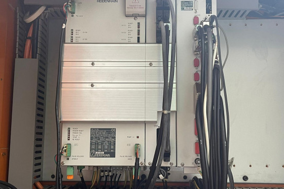 QUASER - MV204CV 3-axis CNC machine (VMC) used | Mach4Metal