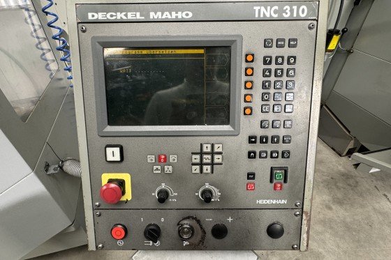 DECKEL MAHO - DMU 50 M 3-axis CNC machine (VMC) used | Mach4Metal