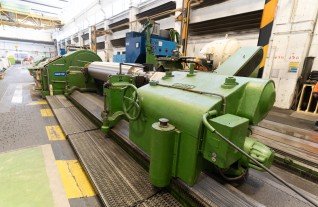 Farrel - 60" x 24" Heavy Duty Cylindrical grinder used | Mach4Metal