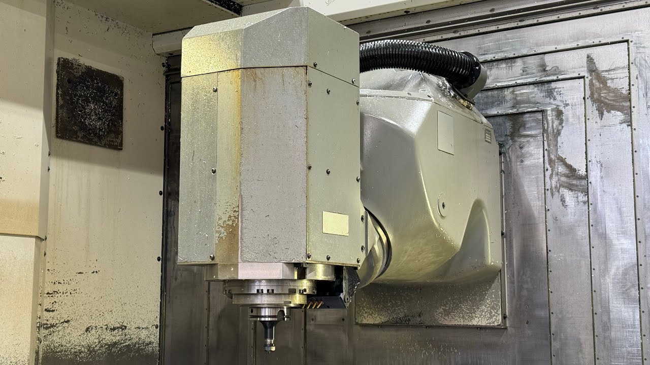 DMG MORI - DMU 125 FD hi-dyn 5-axis CNC machine (VMC) used | Mach4Metal