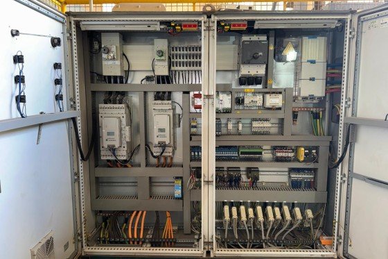 DAVI - MCB X-42 4 roll plate bender used | Mach4Metal