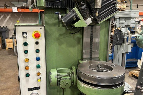 Fischer - ZSM 1000 Centre grinding machine used | Mach4Metal