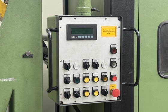 ANDRITZ KAISER - KSTU 5000 Mechanical press used | Mach4Metal