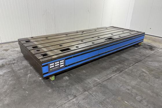 STOLLE - DT T slotted bed plate used | Mach4Metal