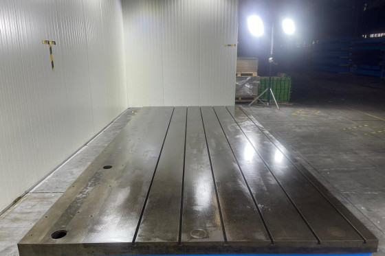 STOLLE - DTR-55 T slotted bed plate used | Mach4Metal