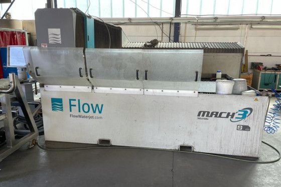 FLOW - MACH3 3020B Plasma cutting table used | Mach4Metal