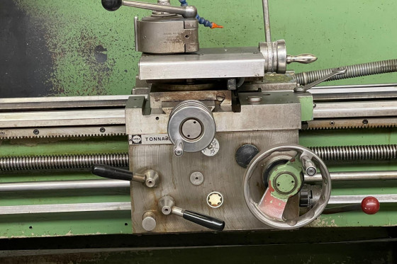 COLCHESTER - MASTER 2500 Centre lathe used | Mach4Metal