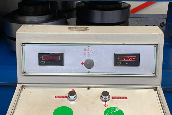 IMCAR - RAD PIR Profile bending machine used | Mach4Metal