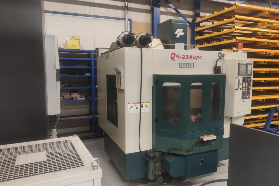 Feeler - QM-22A APC 3-axis CNC machine (VMC) used | Mach4Metal