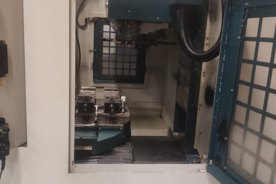 Feeler - QM-22A APC 3-axis CNC machine (VMC) used | Mach4Metal