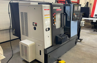 DOOSAN - Lynx 220 A CNC lathe used | Mach4Metal