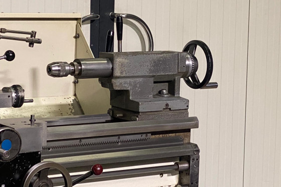 COLCHESTER - TRIUMPH 2500 VS Centre lathe used | Mach4Metal