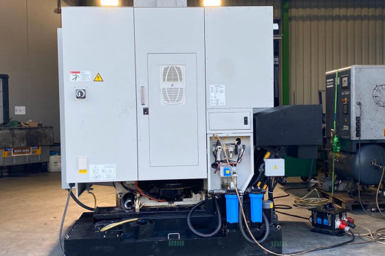 QUASER - MV 184 P / 12 B 3-axis CNC machine (VMC) used | Mach4Metal