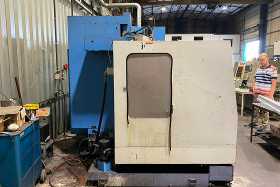 YCM Supermax - VMC 85 A 3-axis CNC machine (VMC) used | Mach4Metal