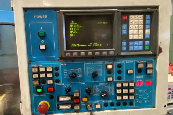 YCM Supermax - VMC 85 A 3-axis CNC machine (VMC) used | Mach4Metal