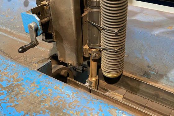 SEAMER SM2-2000 Welding machine used | Mach4Metal