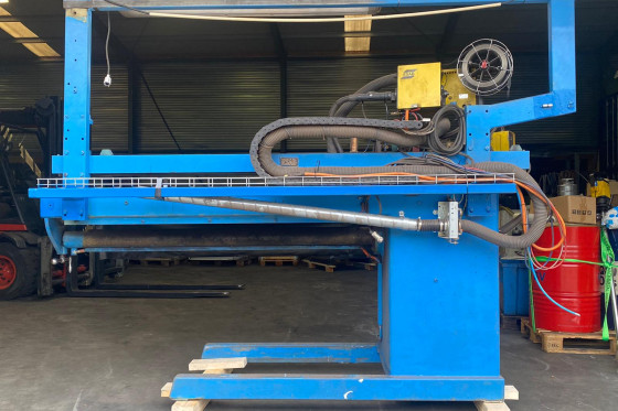 SEAMER SM2-2000 Welding machine used | Mach4Metal