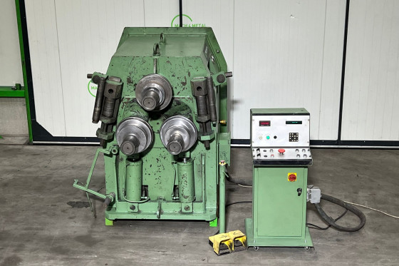 COMAC - 3025 CN Profile bending machine used | Mach4Metal