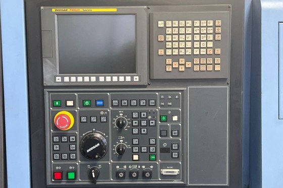 DOOSAN - LYNX 220 LMA CNC Lathe with c-axis used | Mach4Metal
