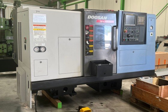 DOOSAN - LYNX 220 LMA CNC Lathe with c-axis used | Mach4Metal